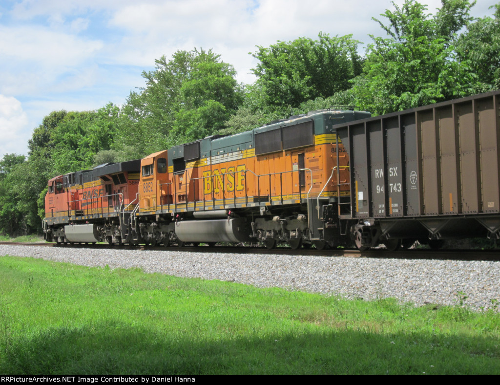 BNSF 8852 & 5869 are the DPU's
